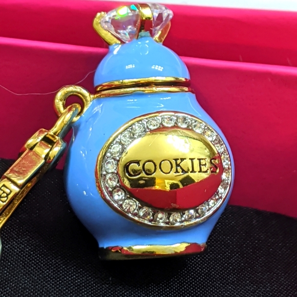 Juicy Couture | Jewelry | Rare Juicy Couture Charm | Poshmark